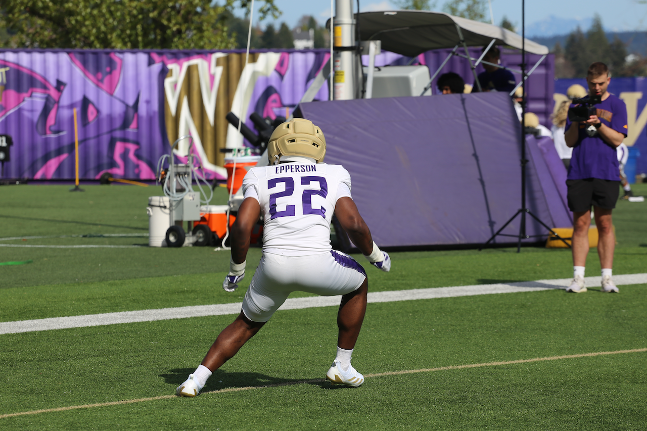 Four new Huskies competing at Spring Game for LB positions ...