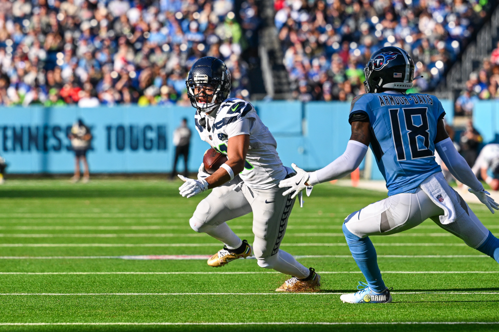 Jaxson Smith-Njigba sets team record in Seahawks tough win 30-24 win ...